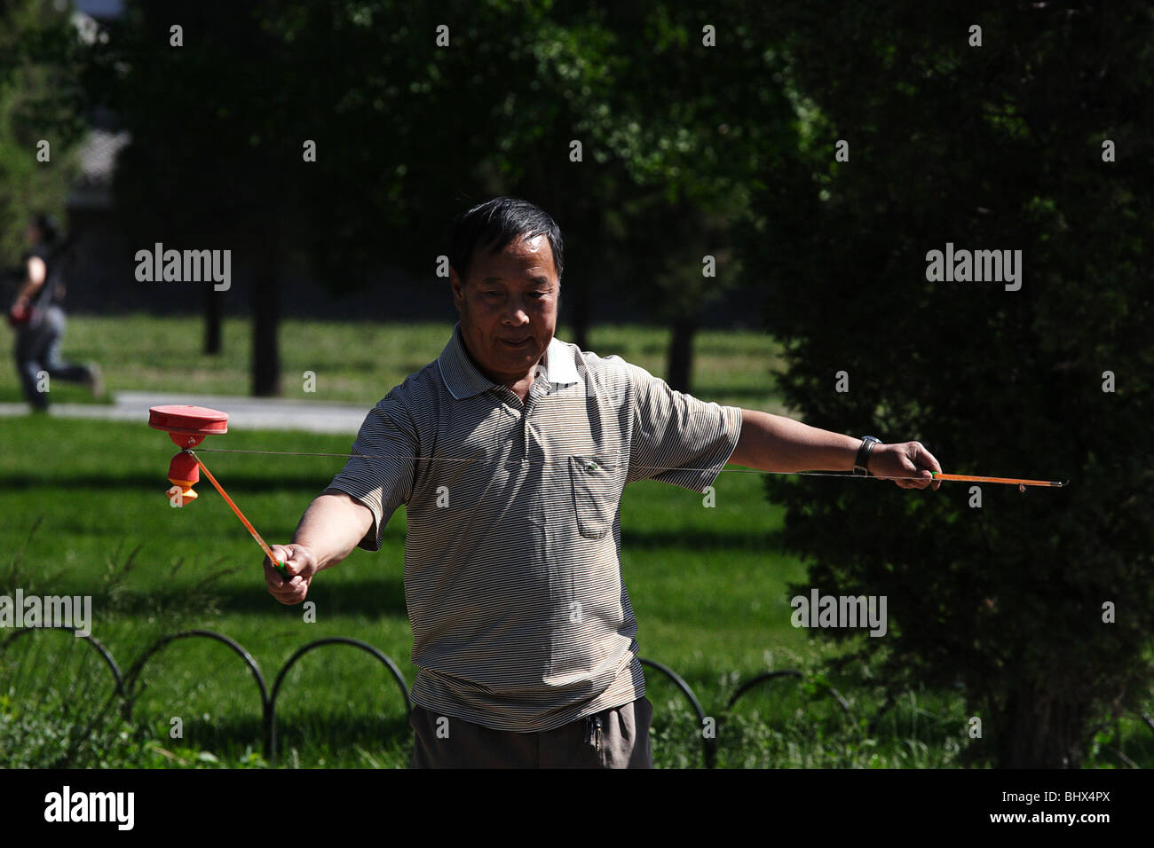 Chinese yoyo hi-res stock photography and images - Alamy