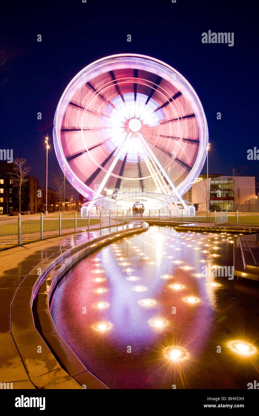 Wheel pod pods hi-res stock photography and images - Alamy