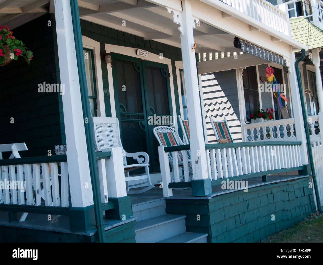 A gingerbread cottage at Oak Bluffs on Martha's Vineyard, Massachusetts ...
