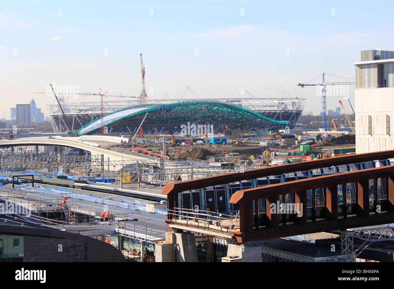 stratford station link bridge to stratford city westfields development ...