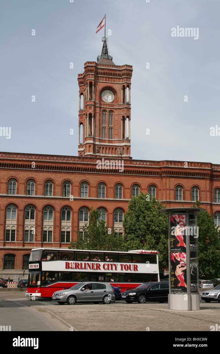 Berliner city tour bus hi-res stock photography and images - Alamy