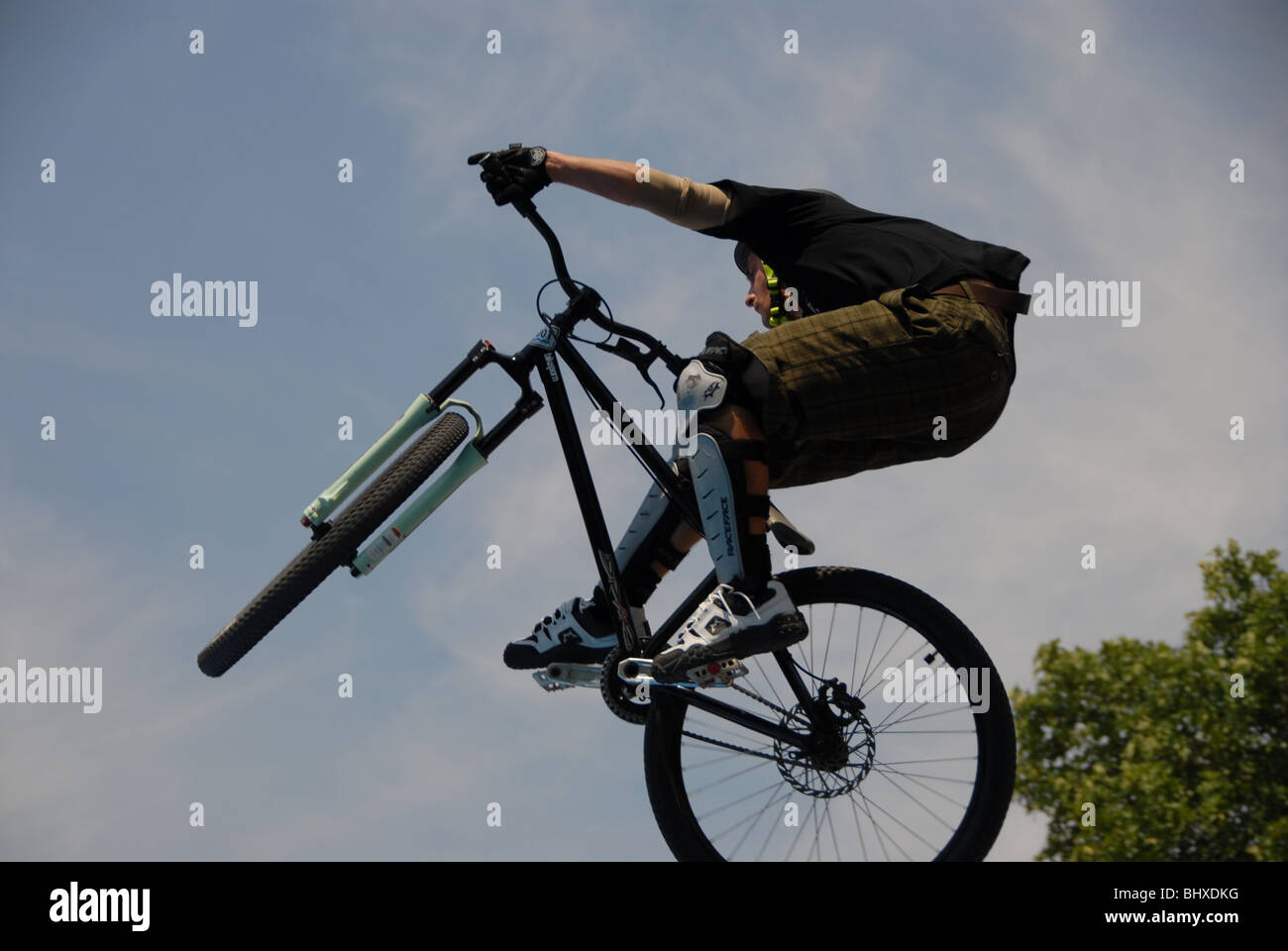 bike bicyclist jump Stock Photo - Alamy