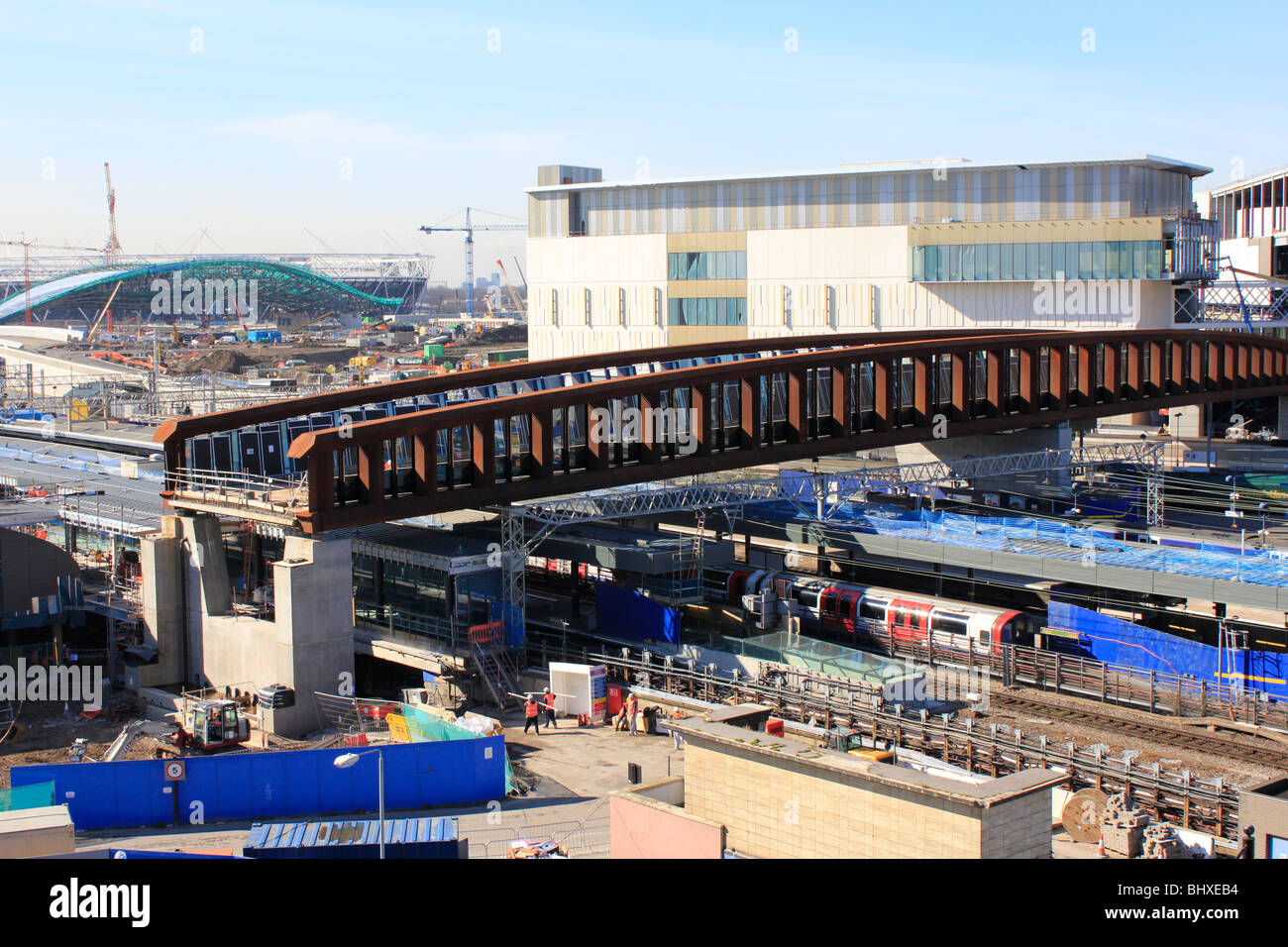 stratford station link bridge to stratford city westfields development ...