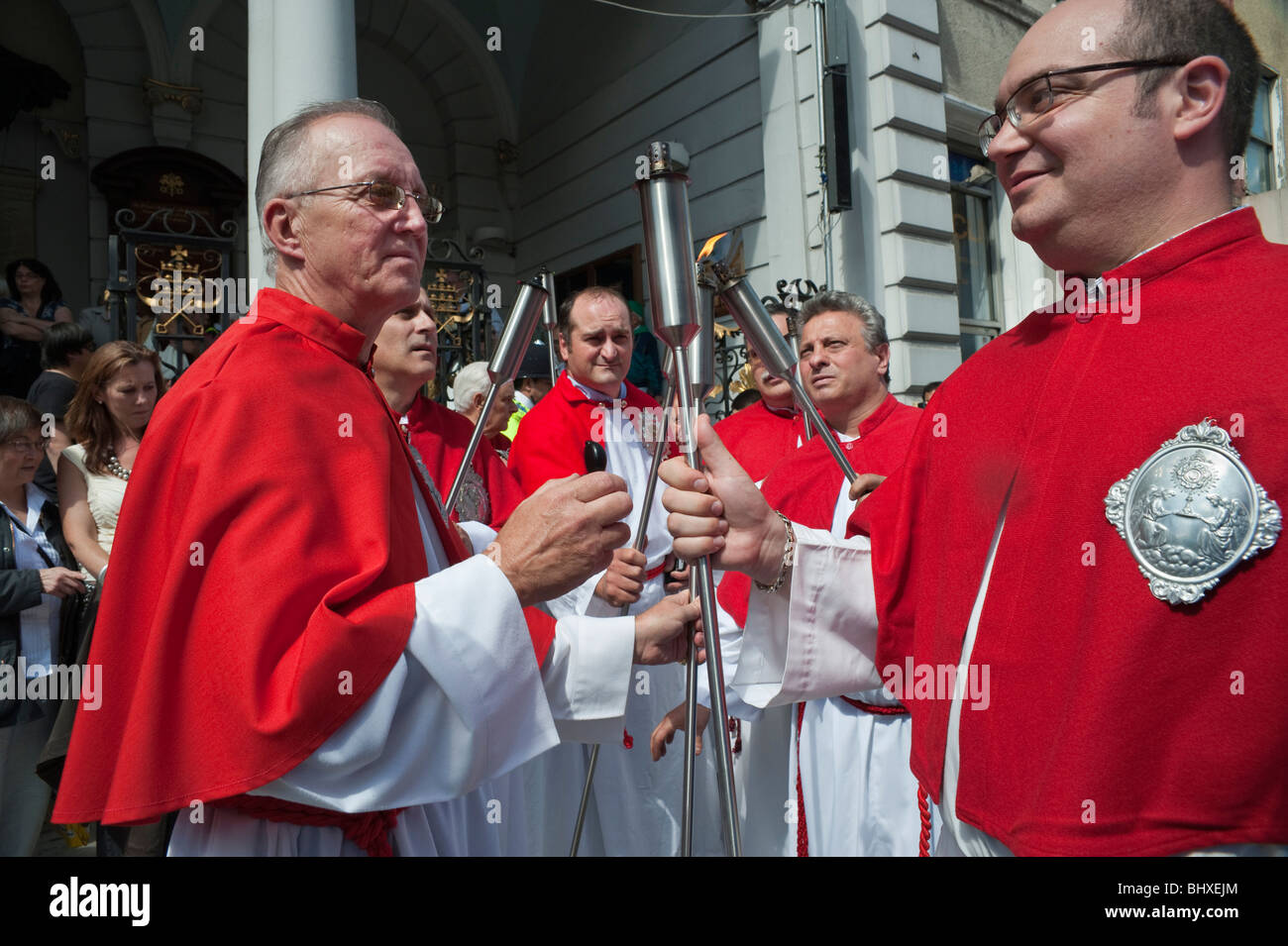 Altar servers light lamps for procession in Honour of Our Lady of Mount ...