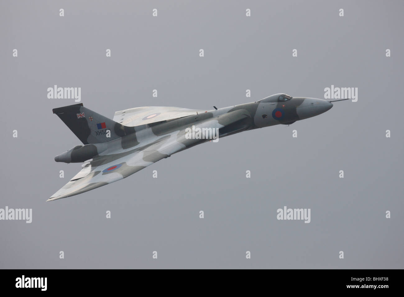 Vulcan bomber in flight Stock Photo - Alamy