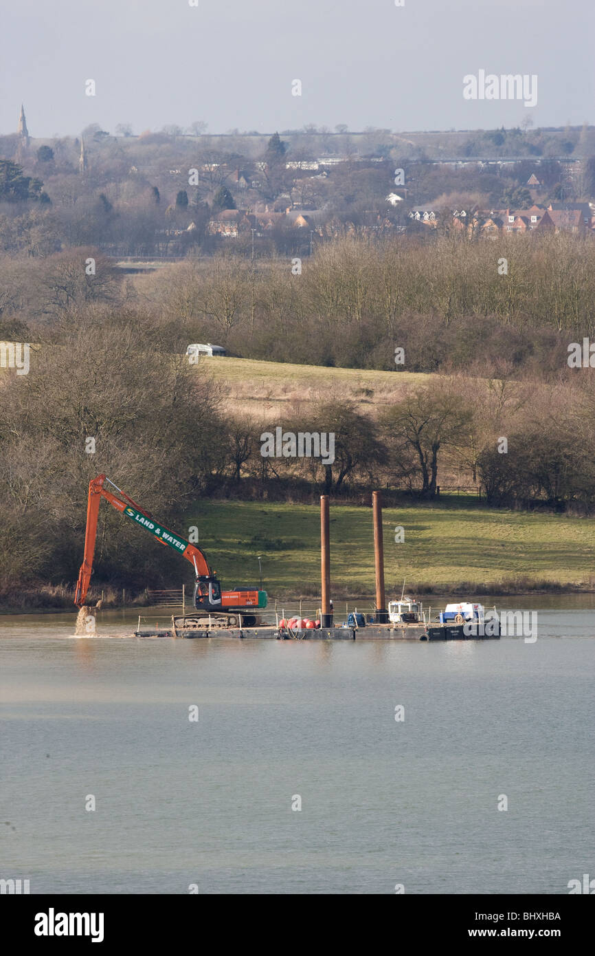 Working on barge hi-res stock photography and images - Alamy