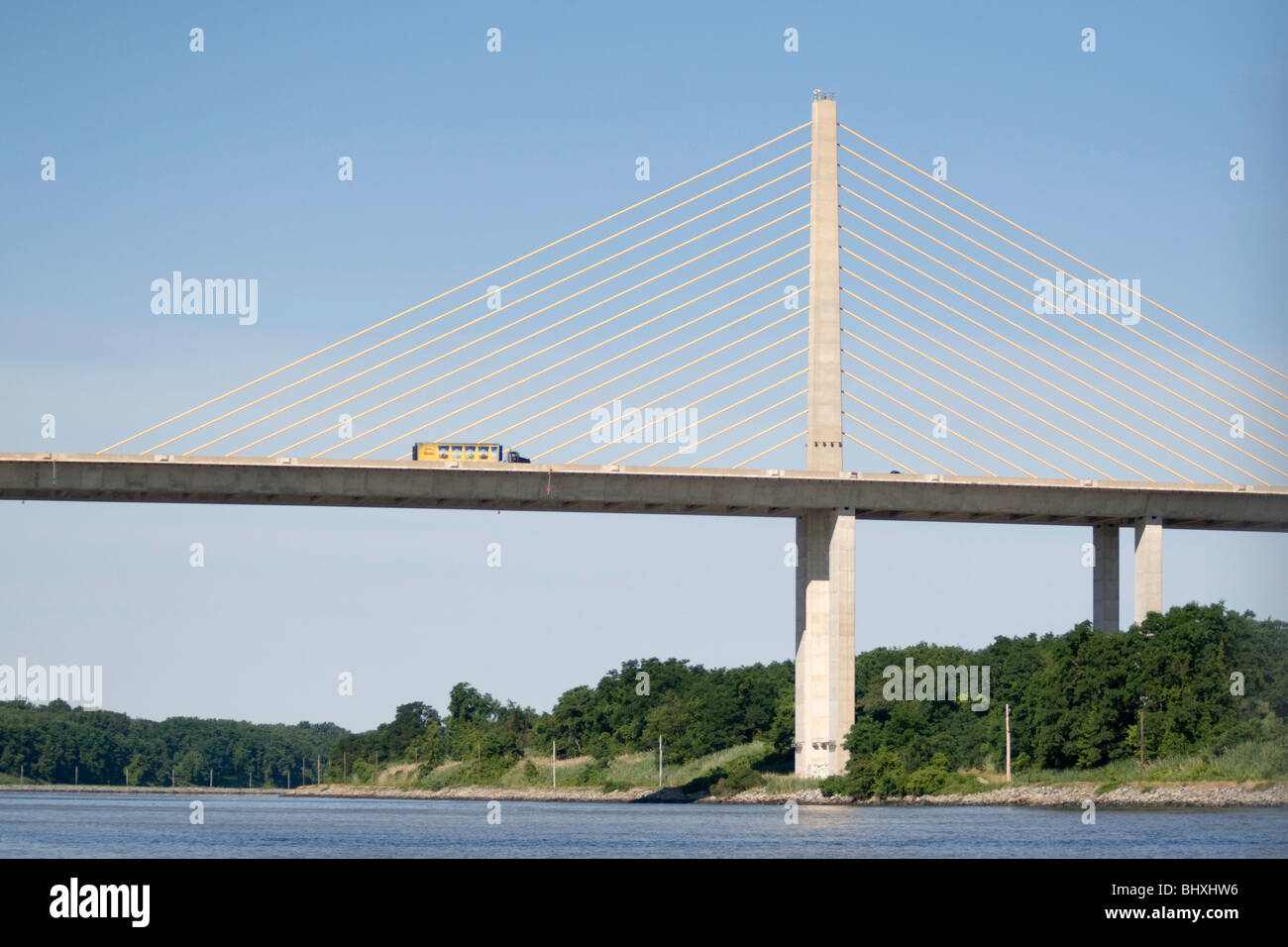 The St. Georges Bridge (west) crossing the Chesapeake and Delaware ...