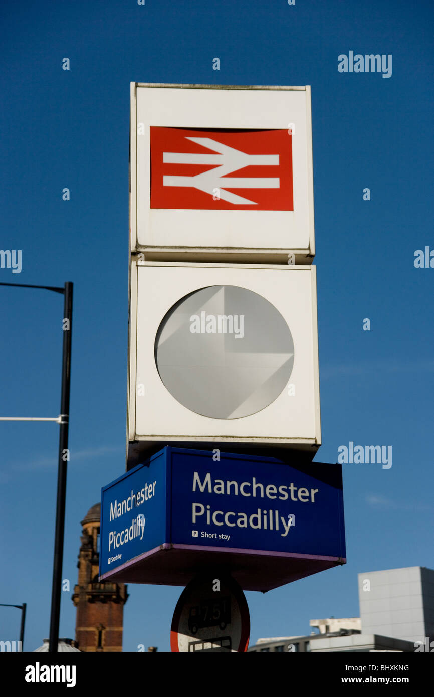 Piccadilly Railway Station sign in Manchester Stock Photo - Alamy