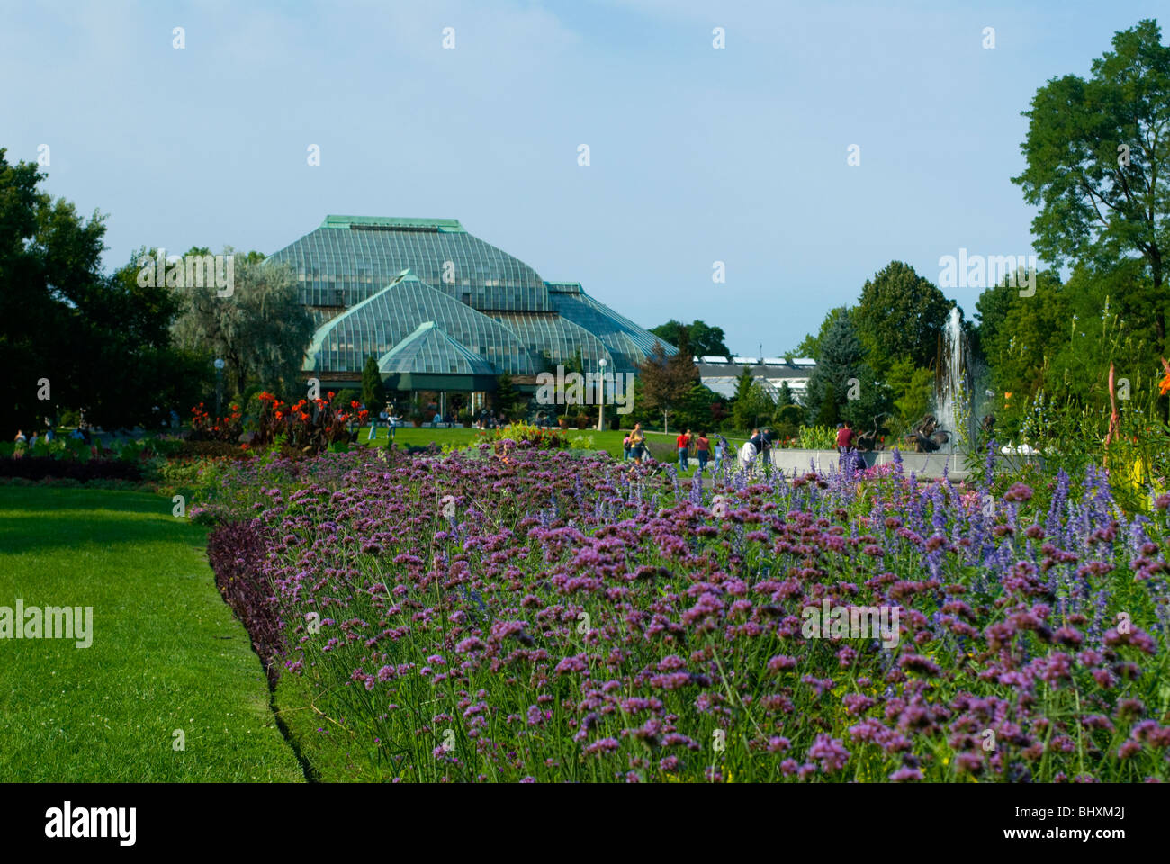 Lincoln Park Conservatory and perennial gardens for butterflies ...