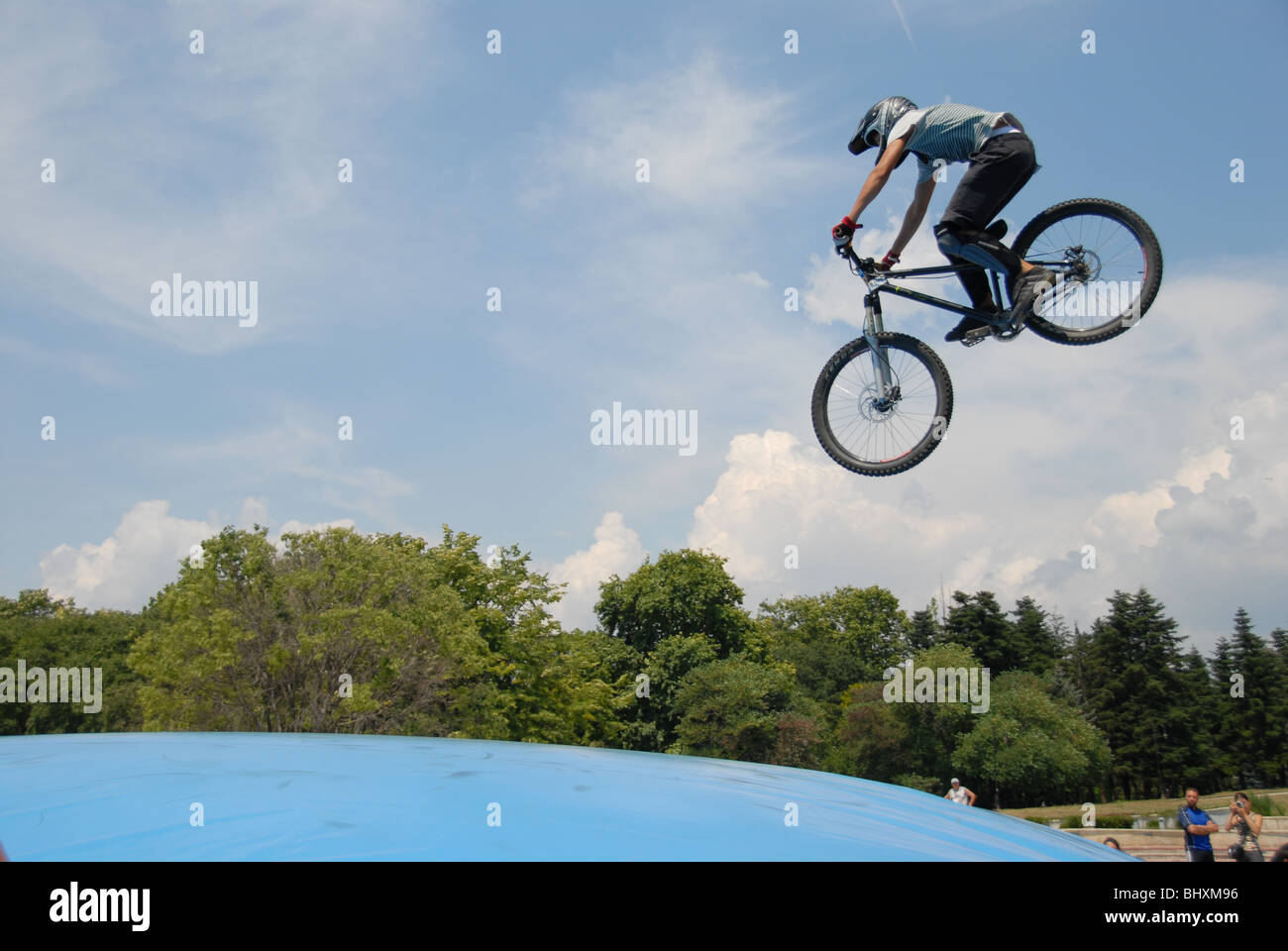 bike bicyclist jump Stock Photo - Alamy