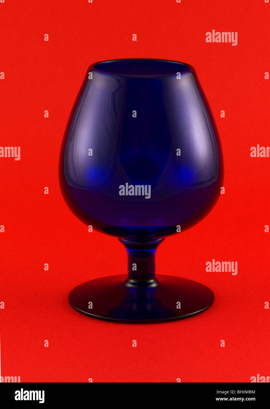 Blue glass hi-res stock photography and images - Alamy