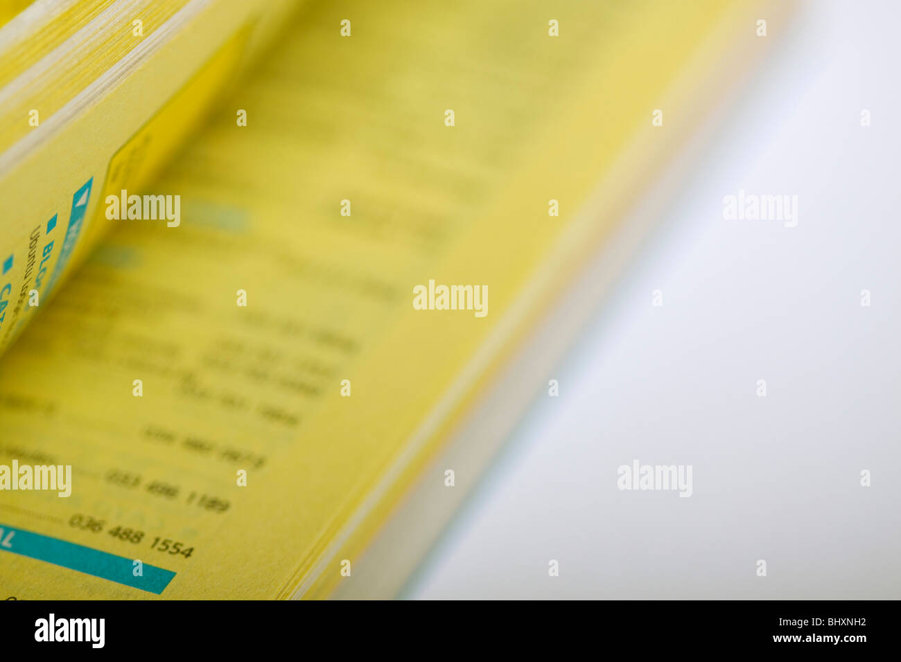 Yellow pages directory hi-res stock photography and images - Alamy