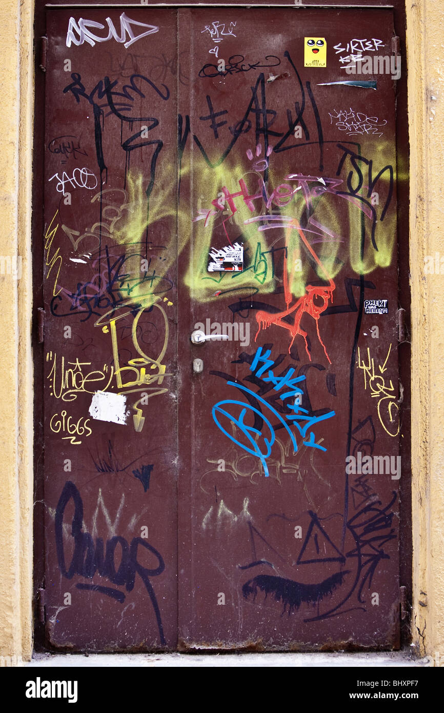 Besmeared hi-res stock photography and images - Alamy