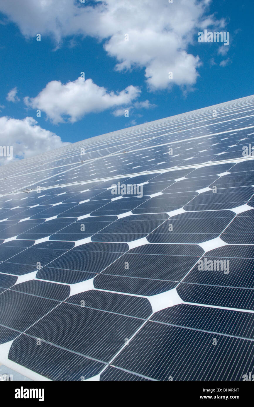 Solar panel price hi-res stock photography and images - Alamy