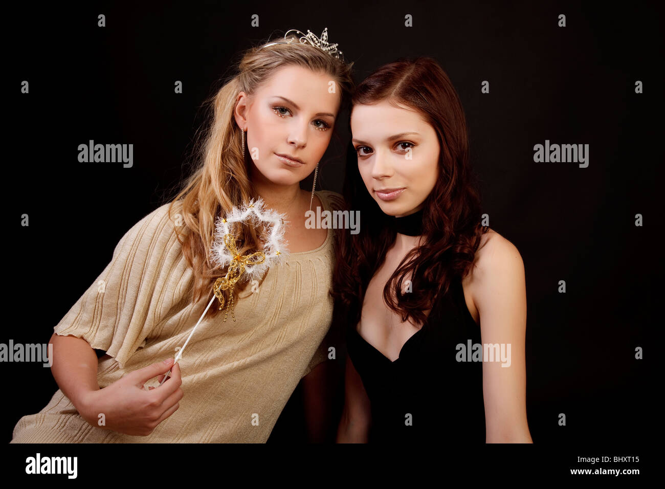 two young women Stock Photo - Alamy