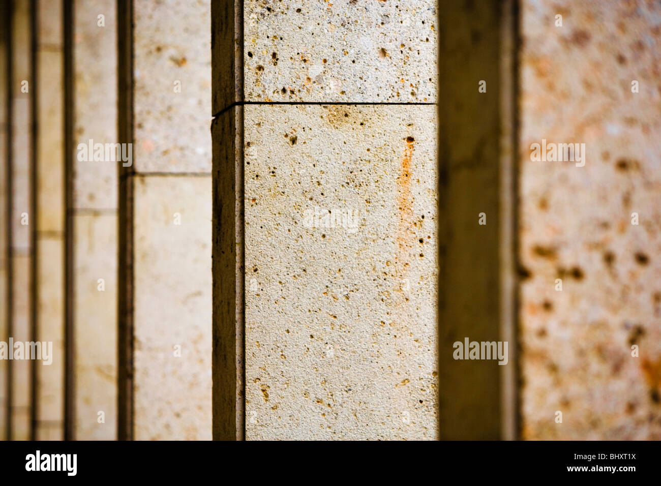 Modern concrete pier hi-res stock photography and images - Alamy