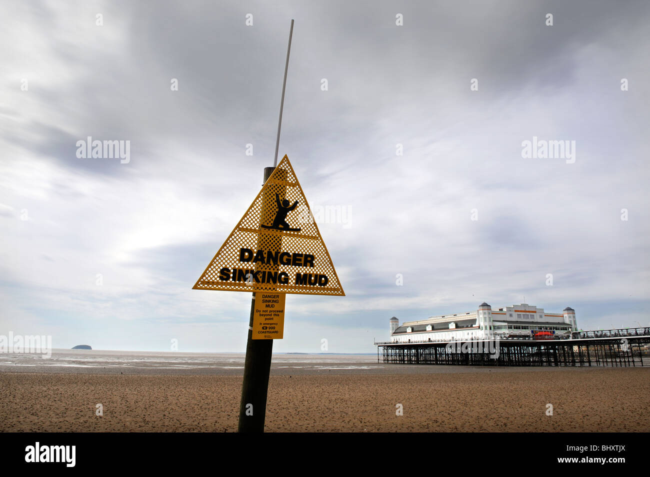 Beach warn danger sign hi-res stock photography and images - Alamy