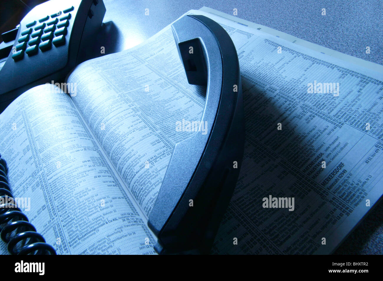 Telephone telefon hi-res stock photography and images - Alamy