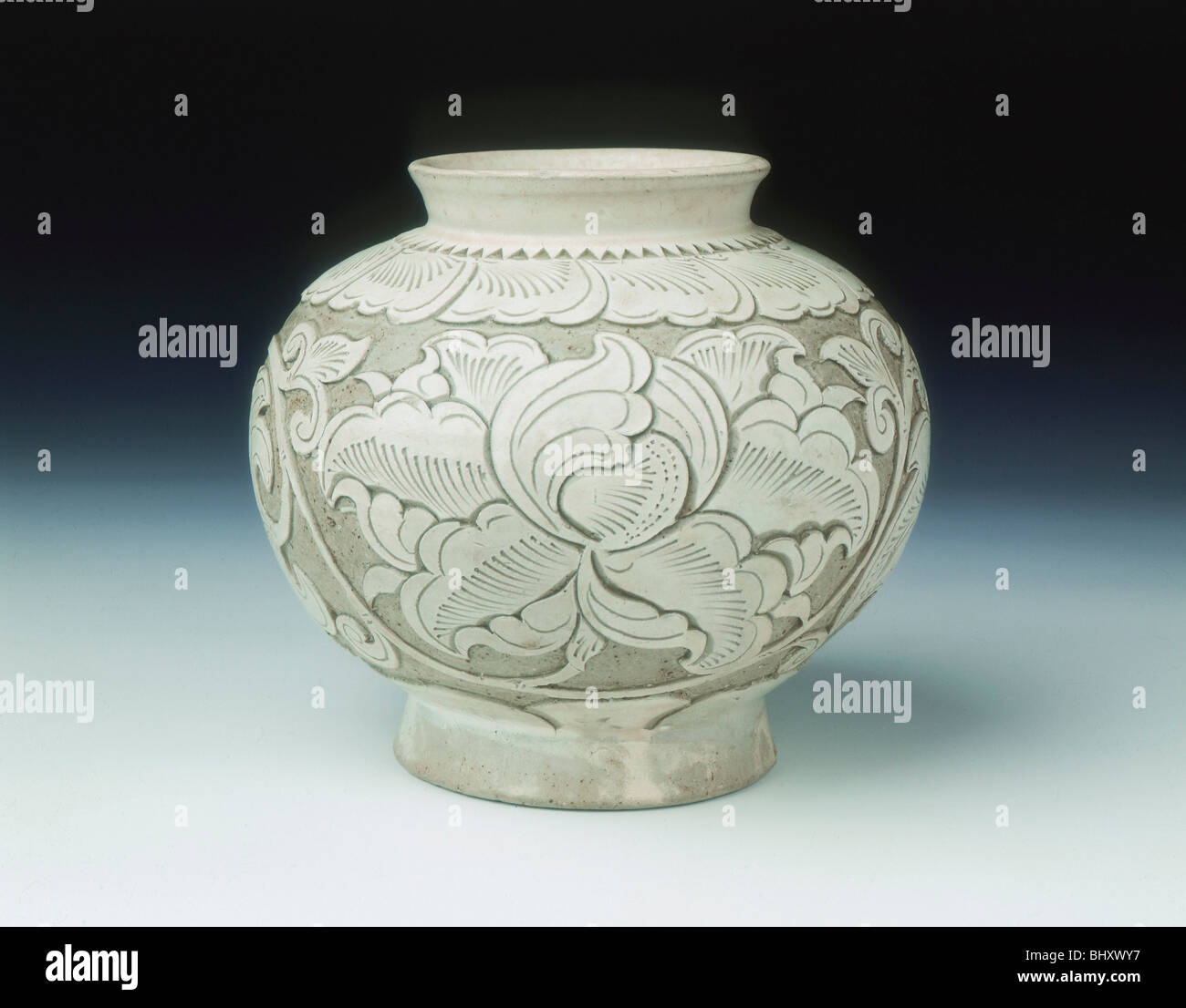 Cizhou stoneware jar, early Northern Song dynasty, China, late 10th ...