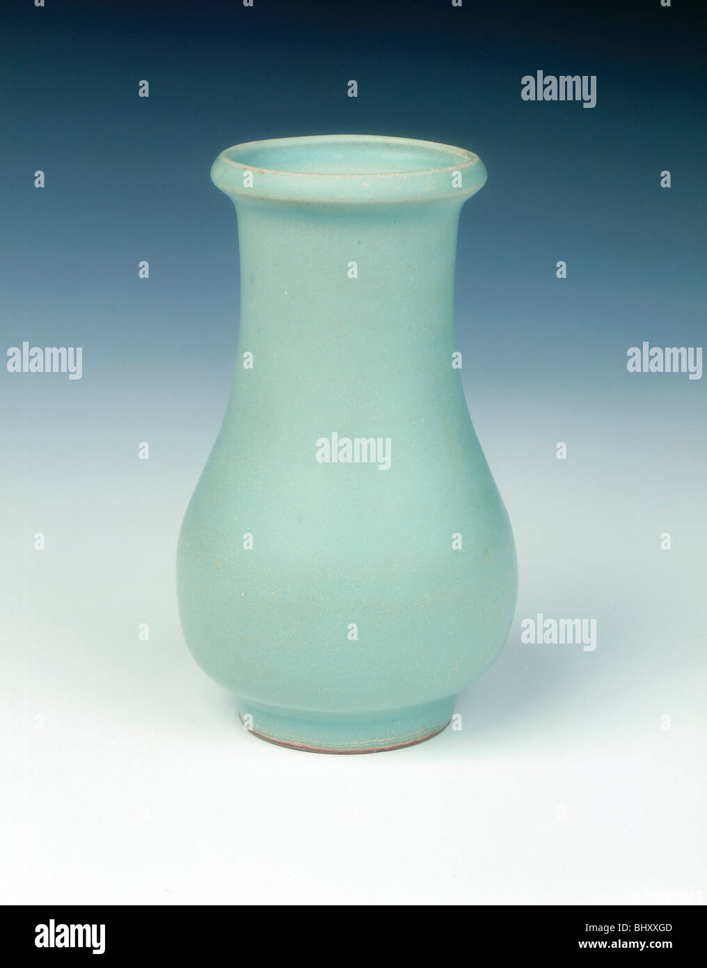 Longquan celadon vase, Southern Song dynasty, China, late 12th century ...