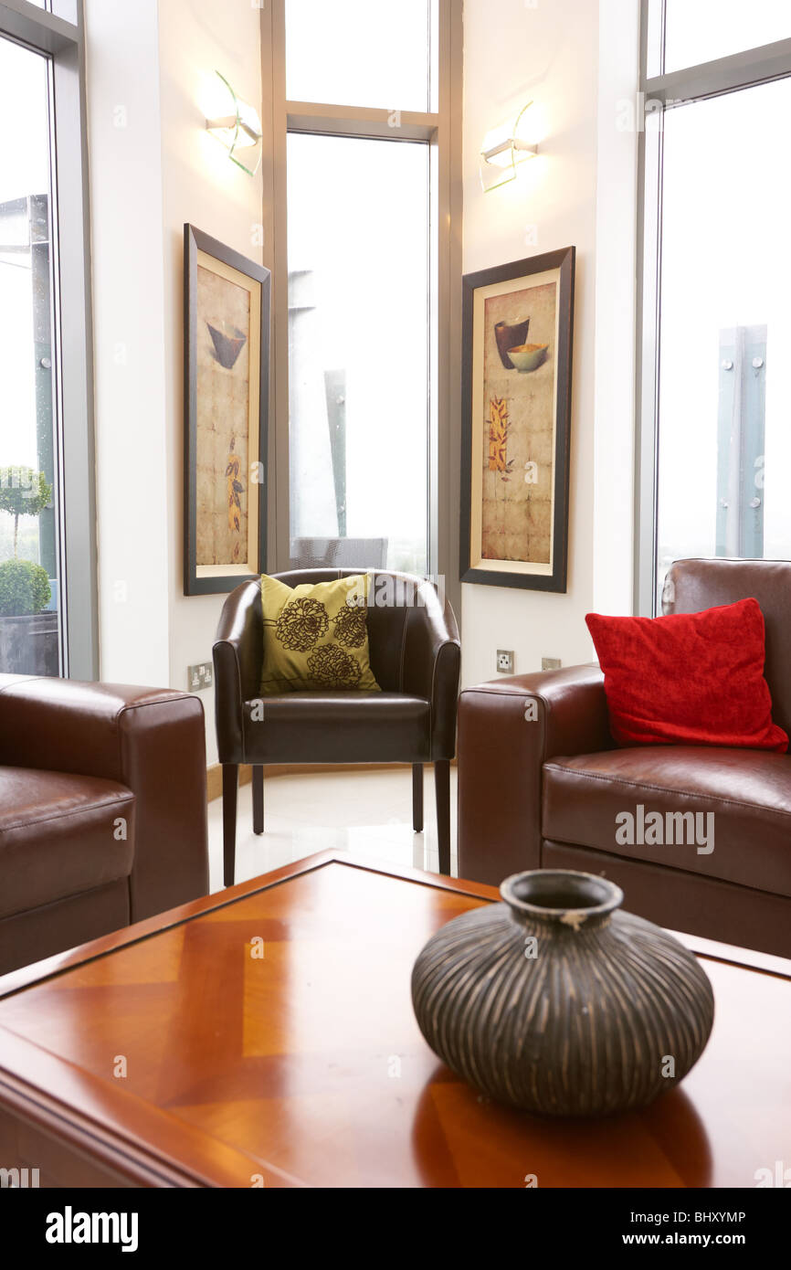 Modern windows and rooms hi-res stock photography and images - Alamy