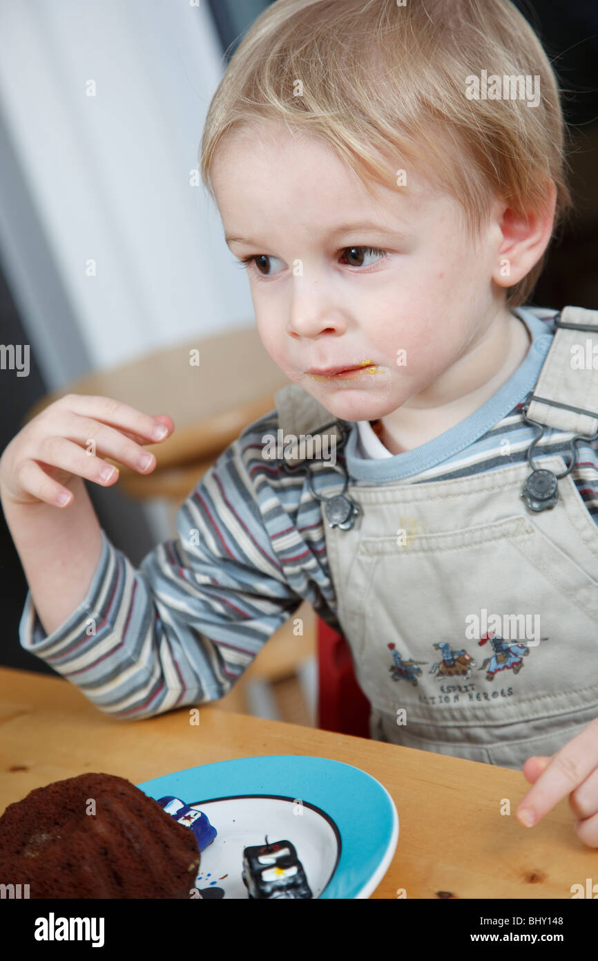 birthday of a two year old child Stock Photo - Alamy