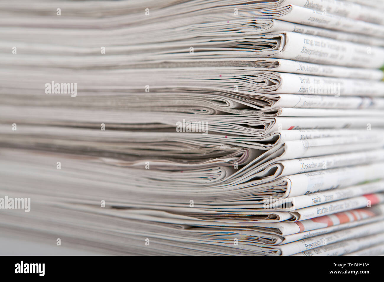 pile of newspaper Stock Photo - Alamy