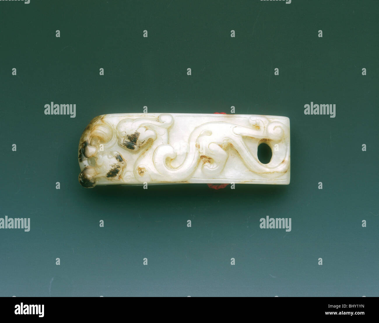 Jade sword scabbard slide with kui dragons, Western Han dynasty, China ...