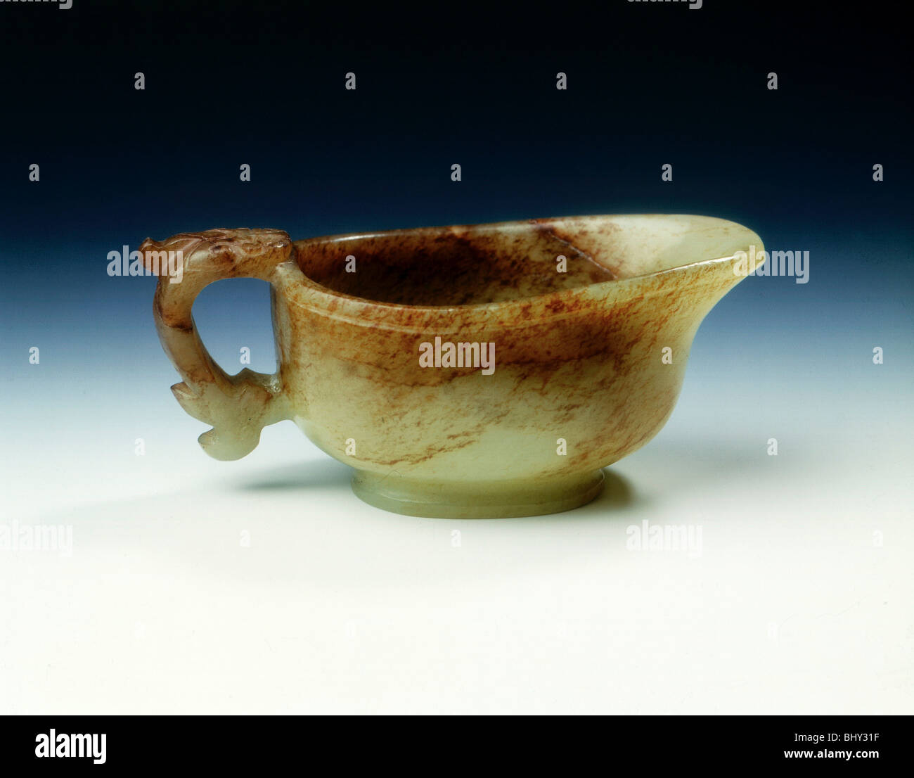 Jade vessel with kui dragon handle, Song dynasty, China, 960-1279 ...