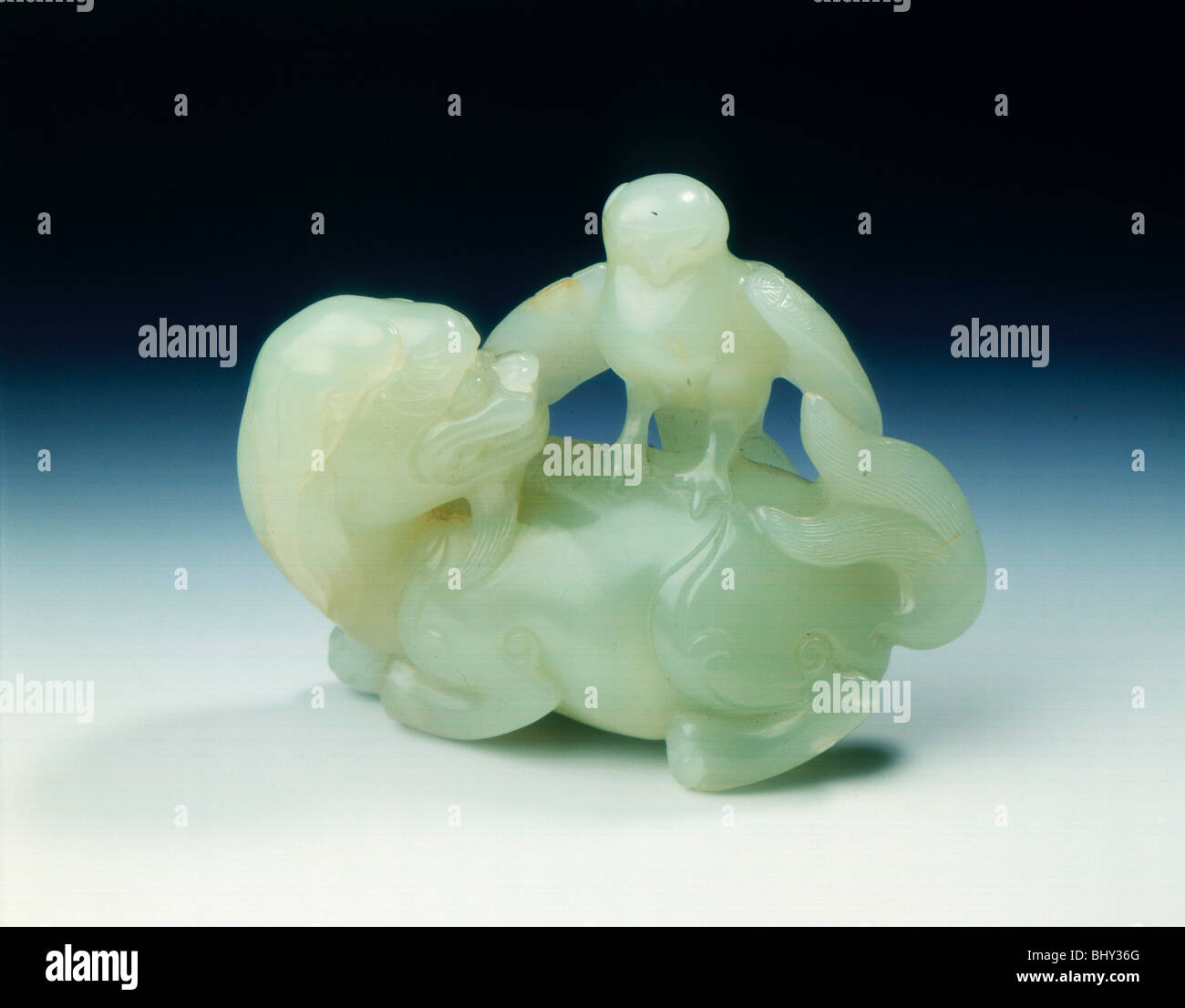 Jade mythical animal ming dynasty hi-res stock photography and images ...