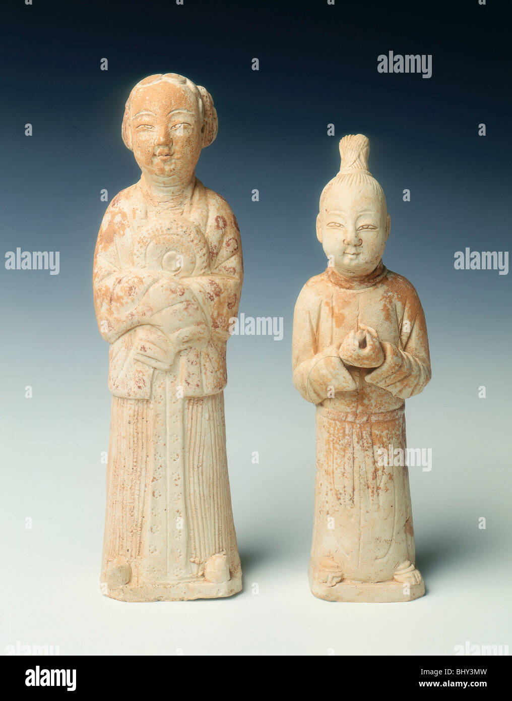 Women song dynasty hi-res stock photography and images - Alamy