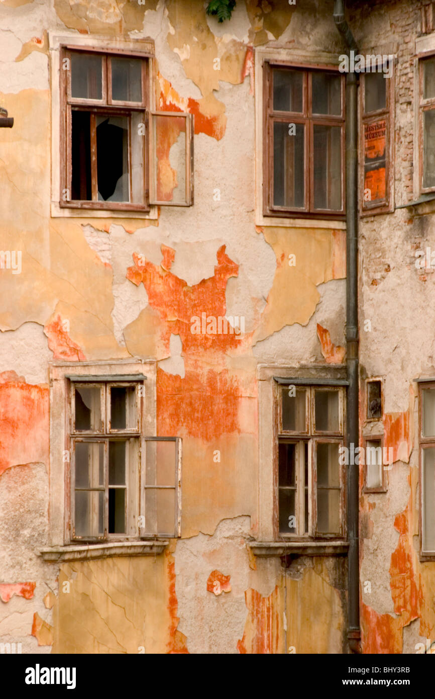 Deserted storefronts hi-res stock photography and images - Alamy
