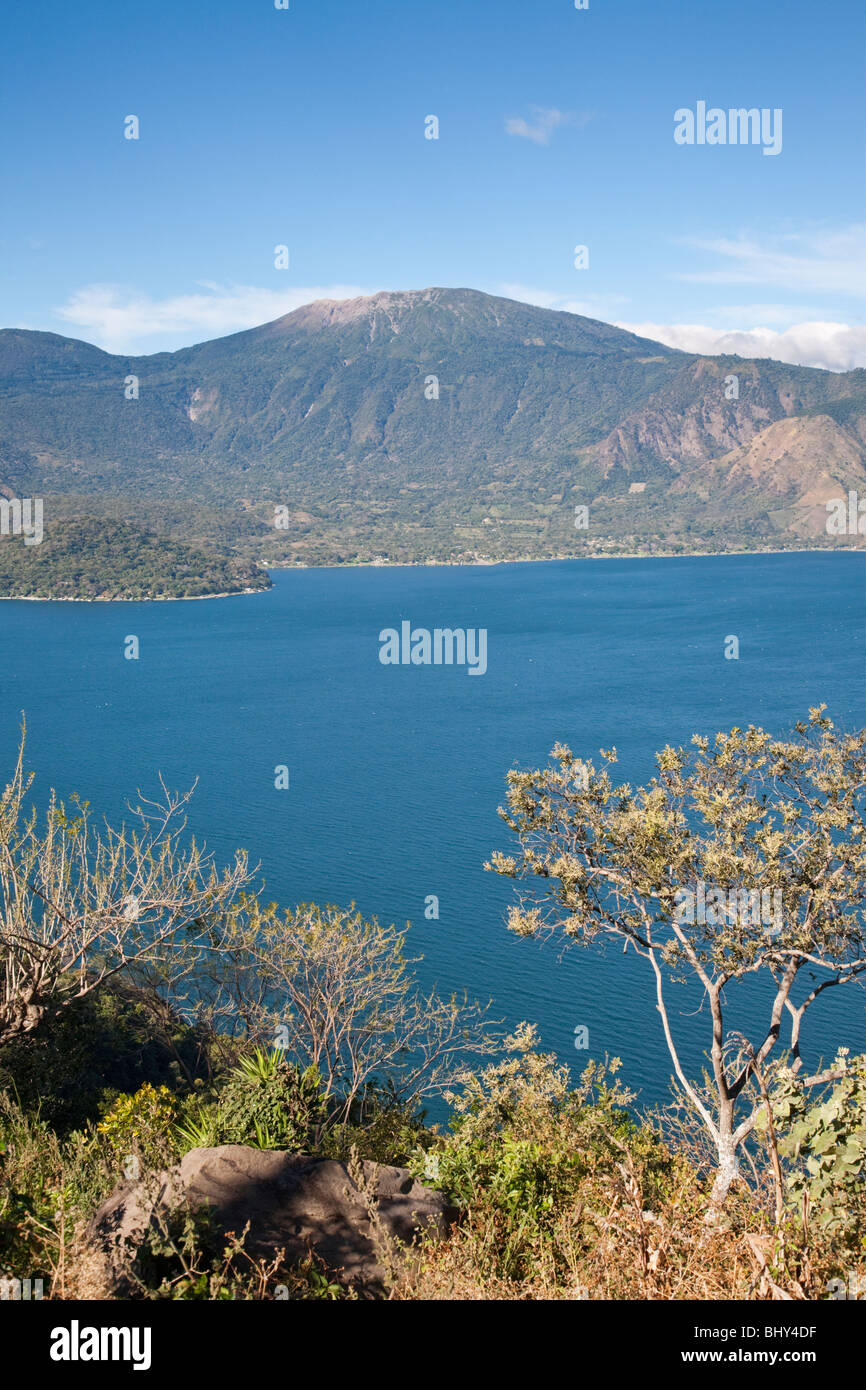 Lago de coatepeque hi-res stock photography and images - Alamy