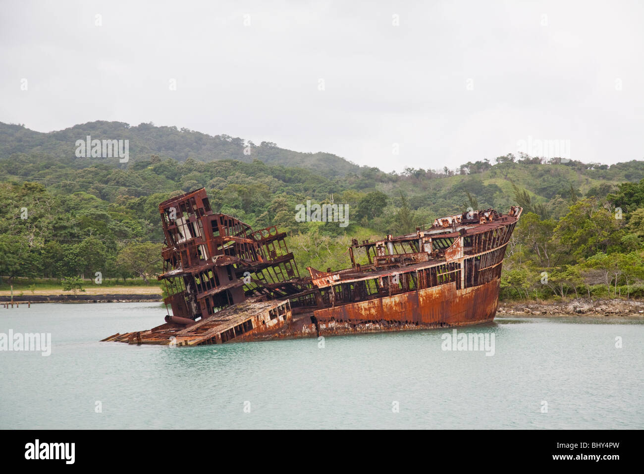 Shipwreck, Roatan, Bay Islands, Honduras Stock Photo - Alamy