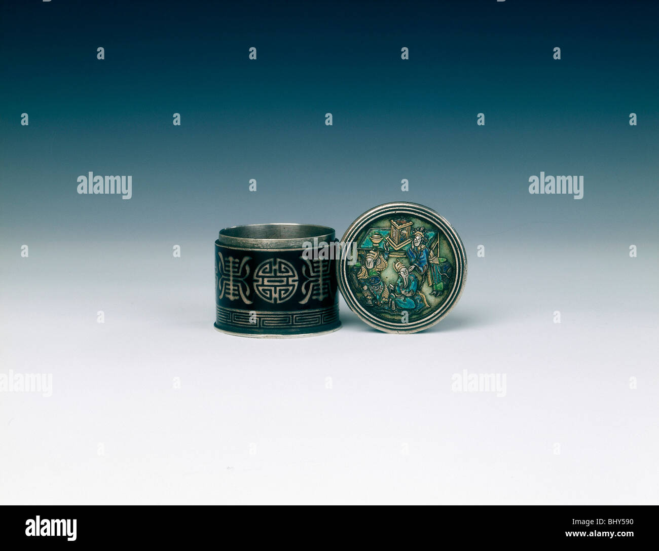 Opium box hi-res stock photography and images - Alamy