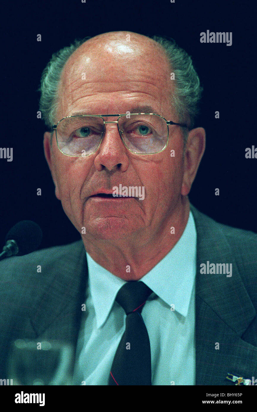 WISSE DEKKER CH. SUPERVISORY BOARD PHILIPS 16 May 1992 Stock Photo - Alamy