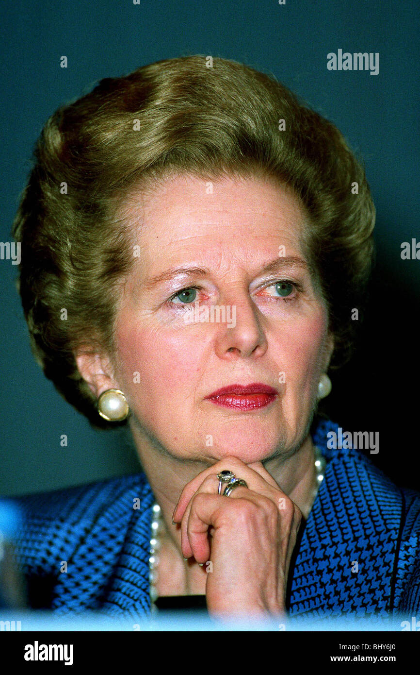 MARGARET THATCHER MP PRIME MINISTER 06 October 1990 Stock Photo - Alamy