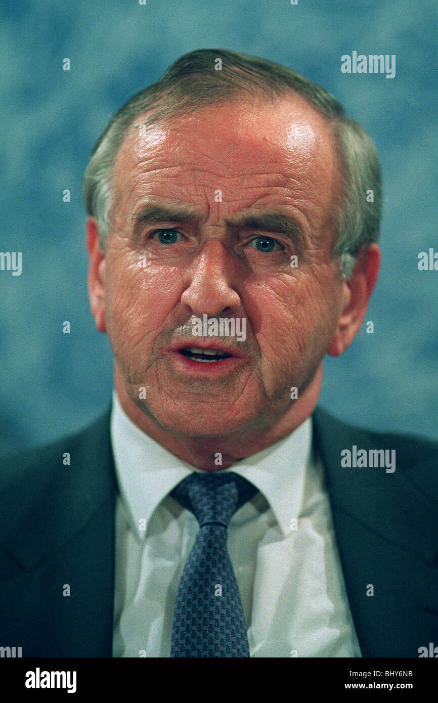 Irish prime minister hi-res stock photography and images - Alamy