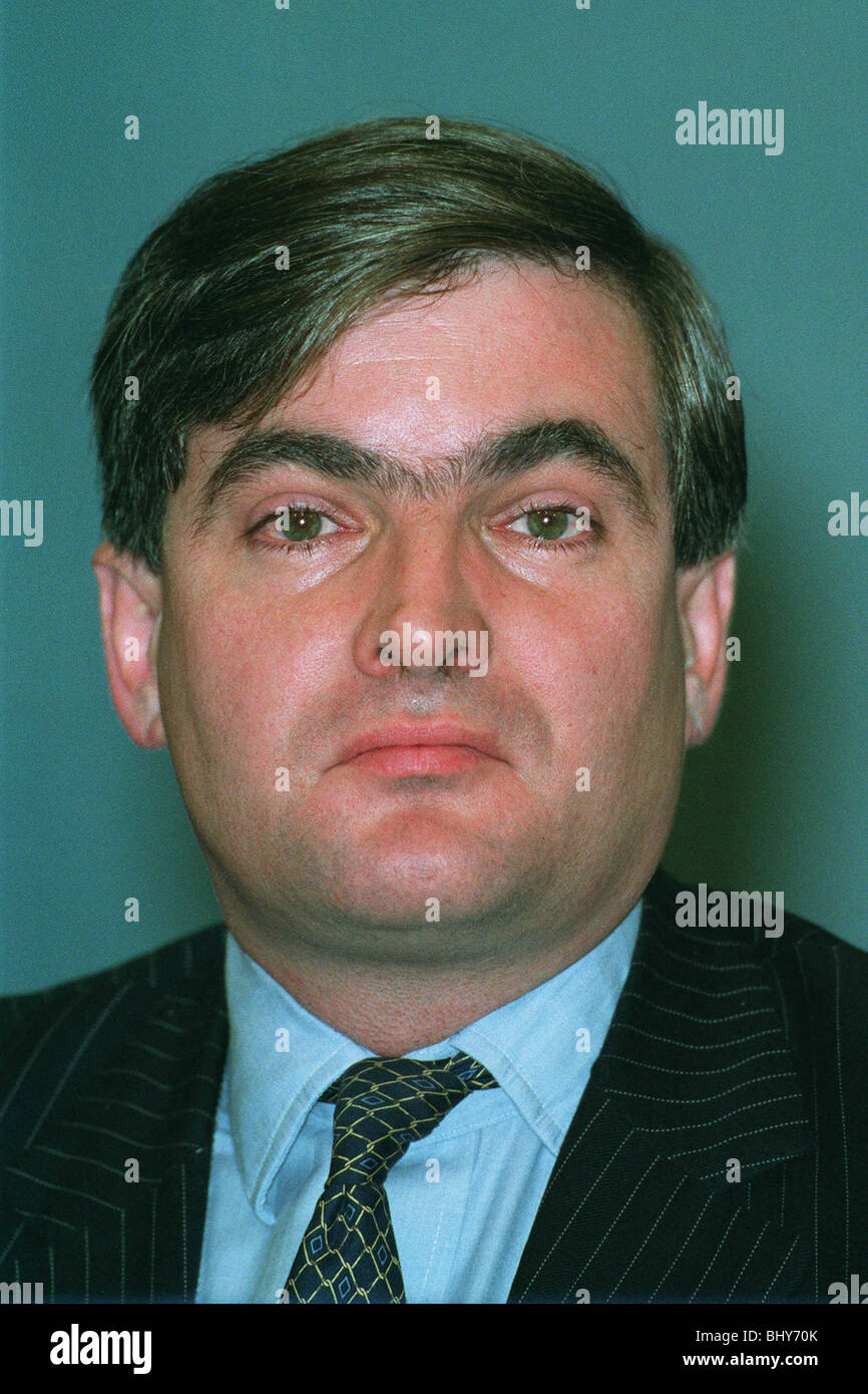 LORD HENLEY SOCIAL SECURITY MINISTER 20 October 1992 Stock Photo - Alamy