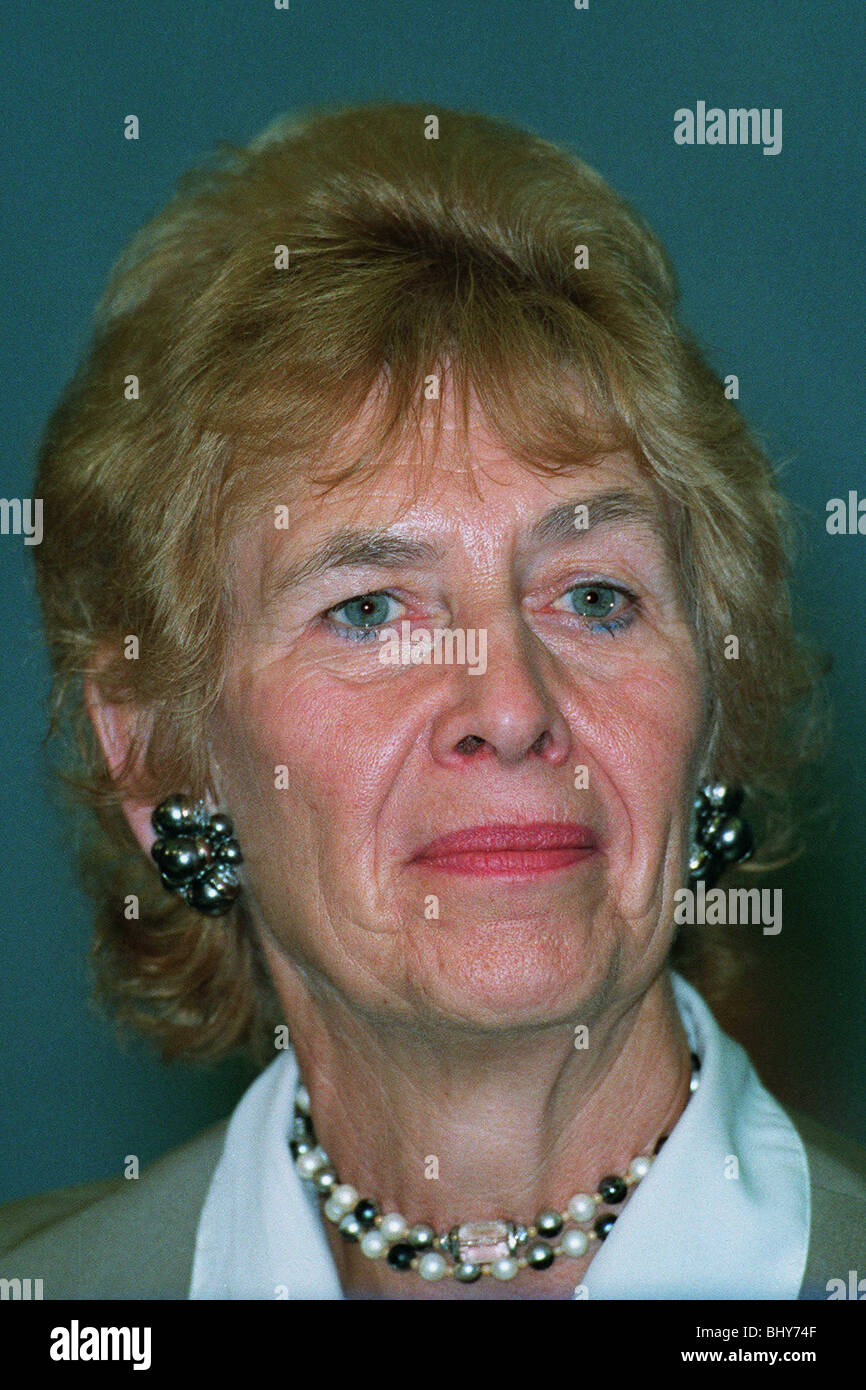 ANGELA RUMBOLD MP CONSERVATIVE DEPUTY CHAIRMAN 20 October 1992 Stock ...