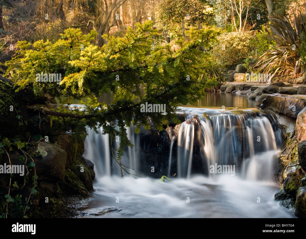 Waterfall in Scarborough's Peasholm Park Stock Photo - Alamy