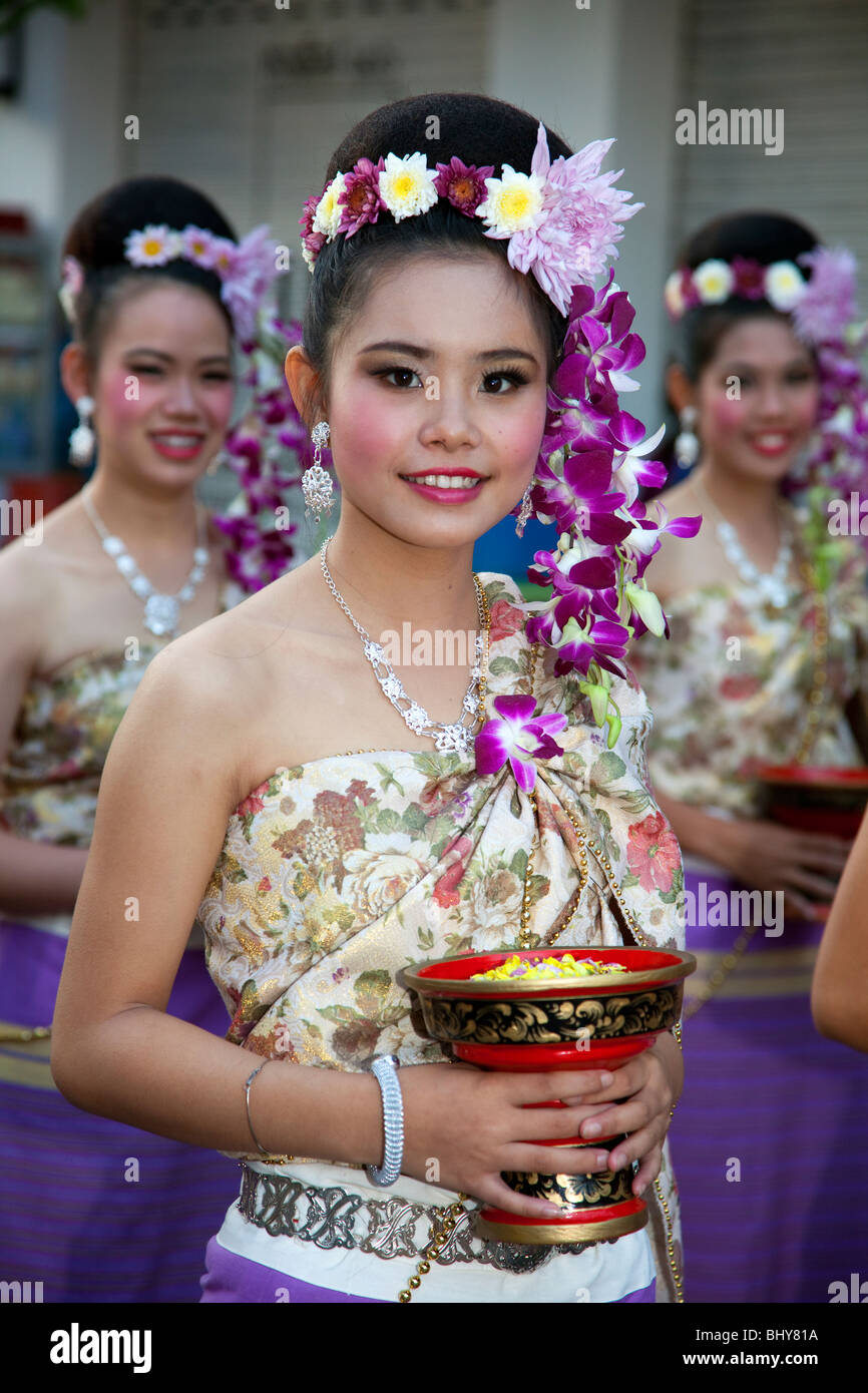 Flower display, Asian woman portrait floral art gaily decorated ...