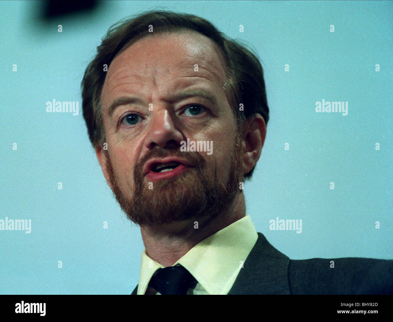 Labour robin hi-res stock photography and images - Alamy