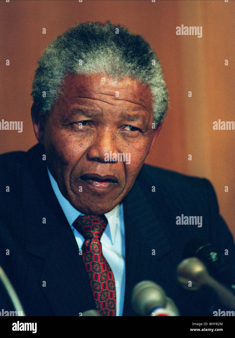 Nelson Mandela Portrait High Resolution Stock Photography and Images ...