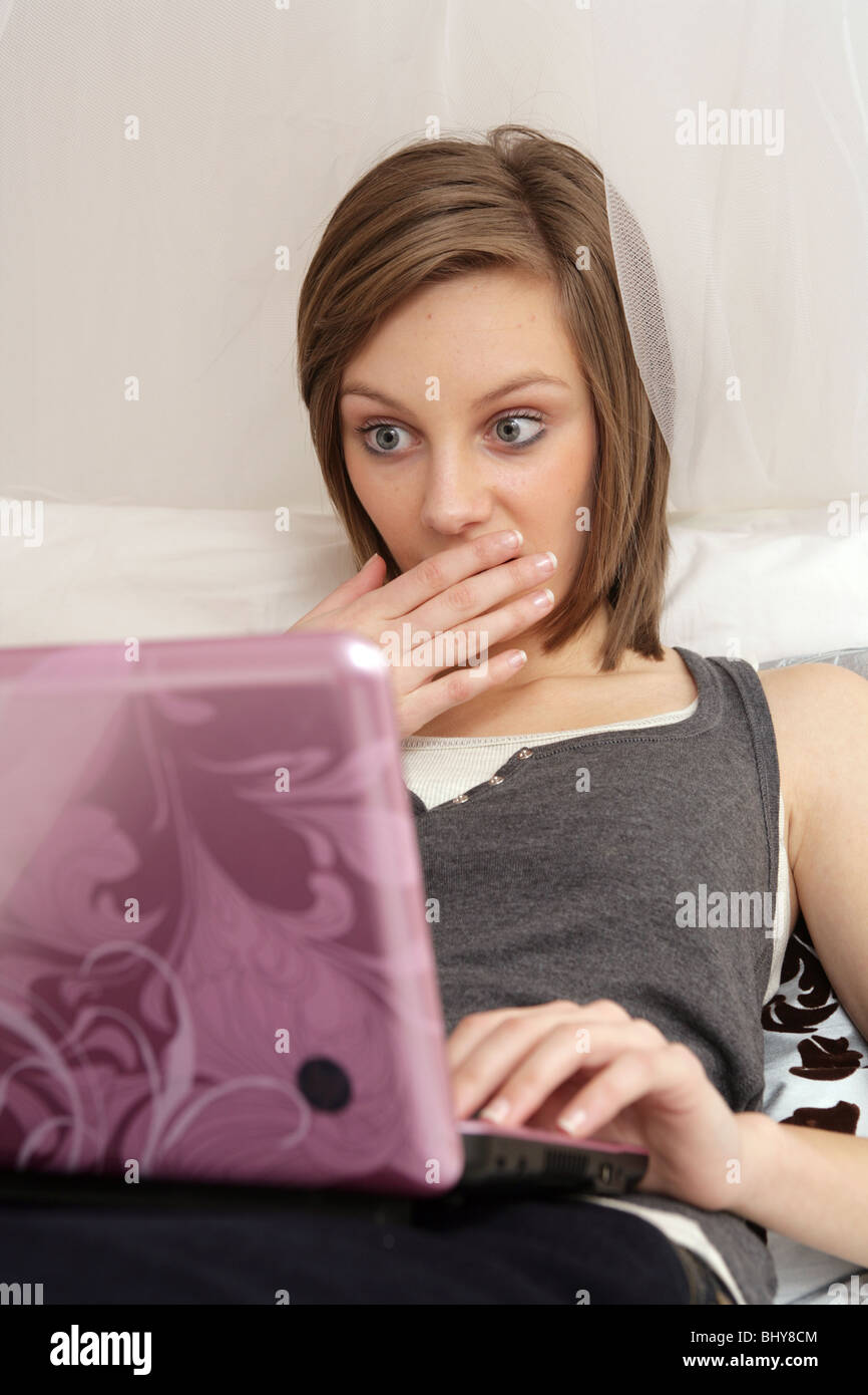 Pretty 14 year old girl hi-res stock photography and images - Alamy