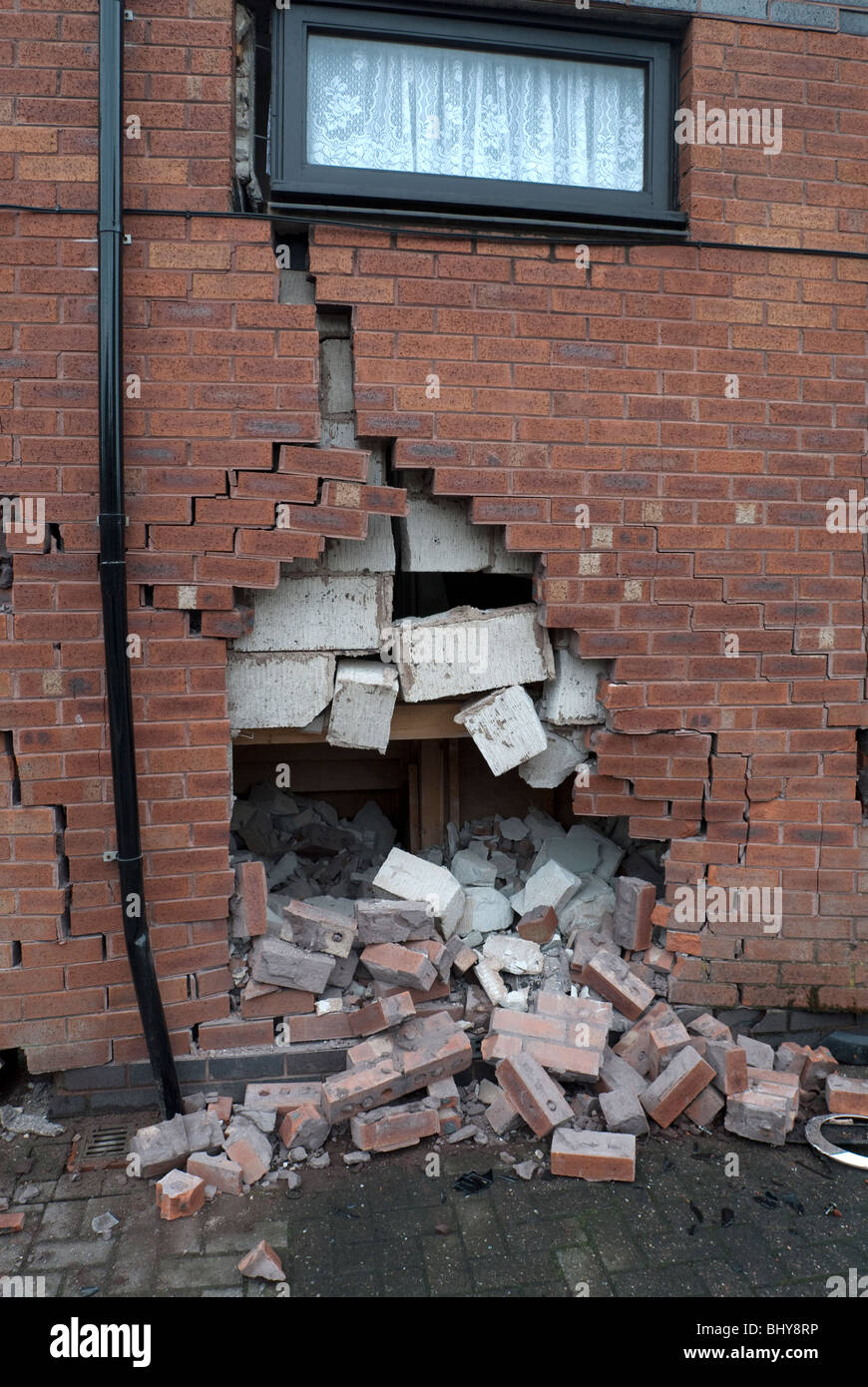 Car Crash Wall Rta High Resolution Stock Photography and Images - Alamy