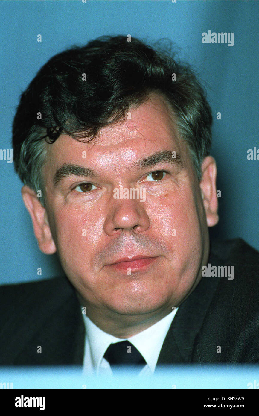 TIM WOOD MP EDUCATION WHIP 06 October 1990 Stock Photo - Alamy
