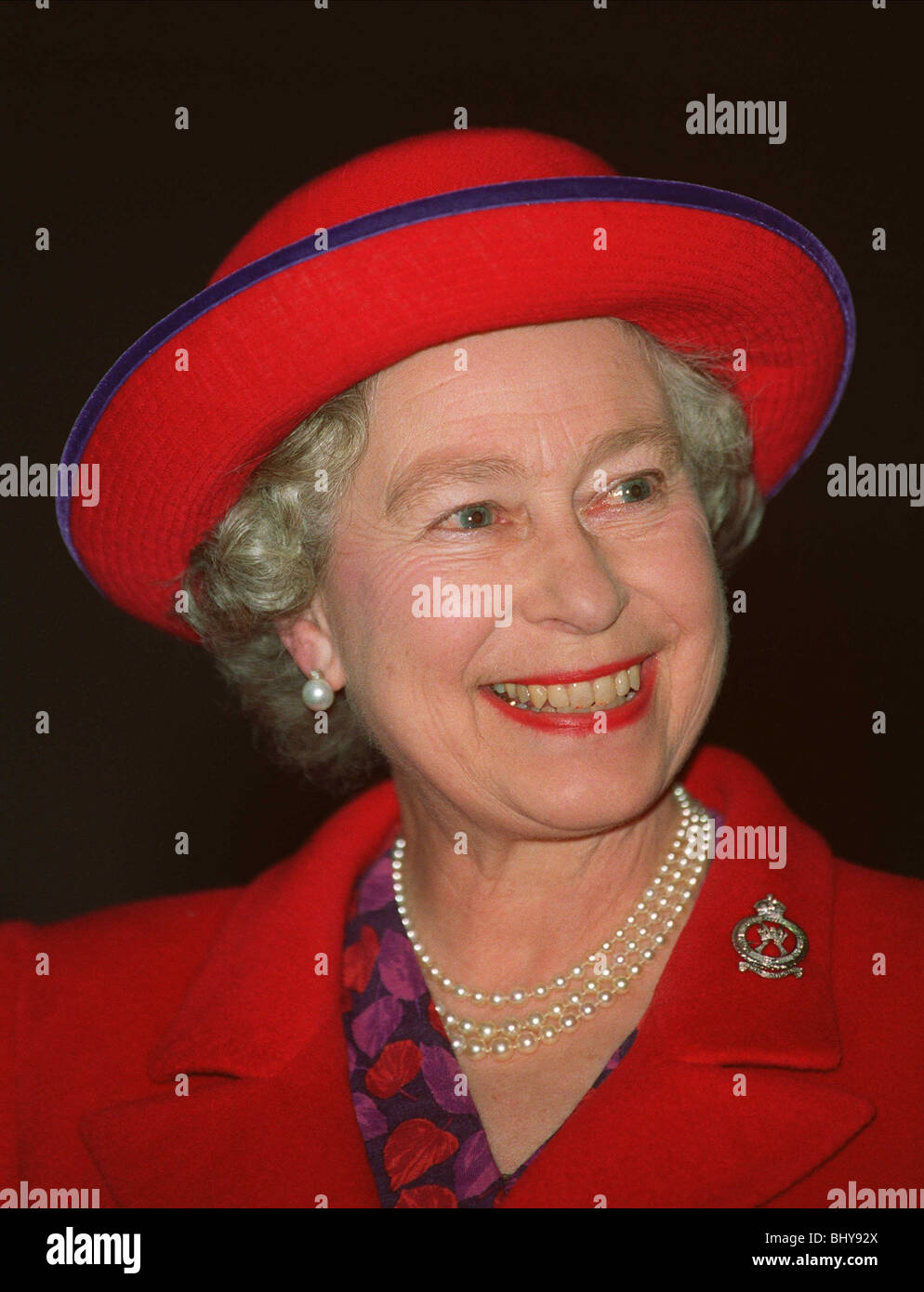 QUEEN ELIZABETH II ENGLISH ROYAL FAMILY 02 November 1992 Stock Photo ...