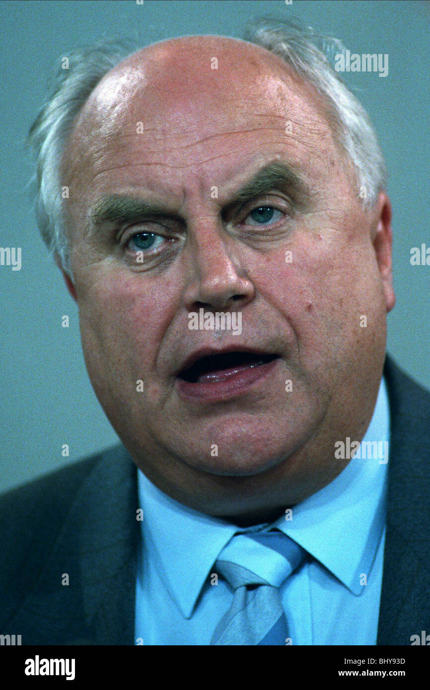NORMAN WILLIS T.U.C. GENERAL SECRETARY 10 September 1990 Stock Photo ...