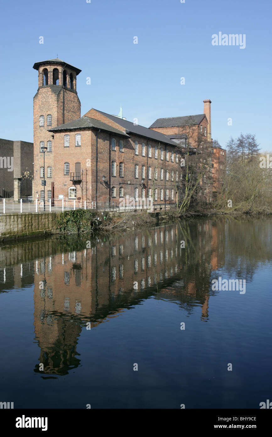 City of Derby, England. The River Derwent with the Old Silk Mill in the ...